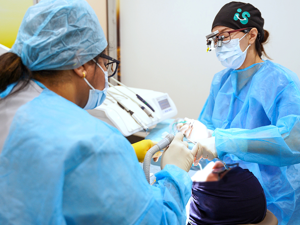 Incredible Smiles | Dentist | Cosmetic Dentist | Dental Clinic